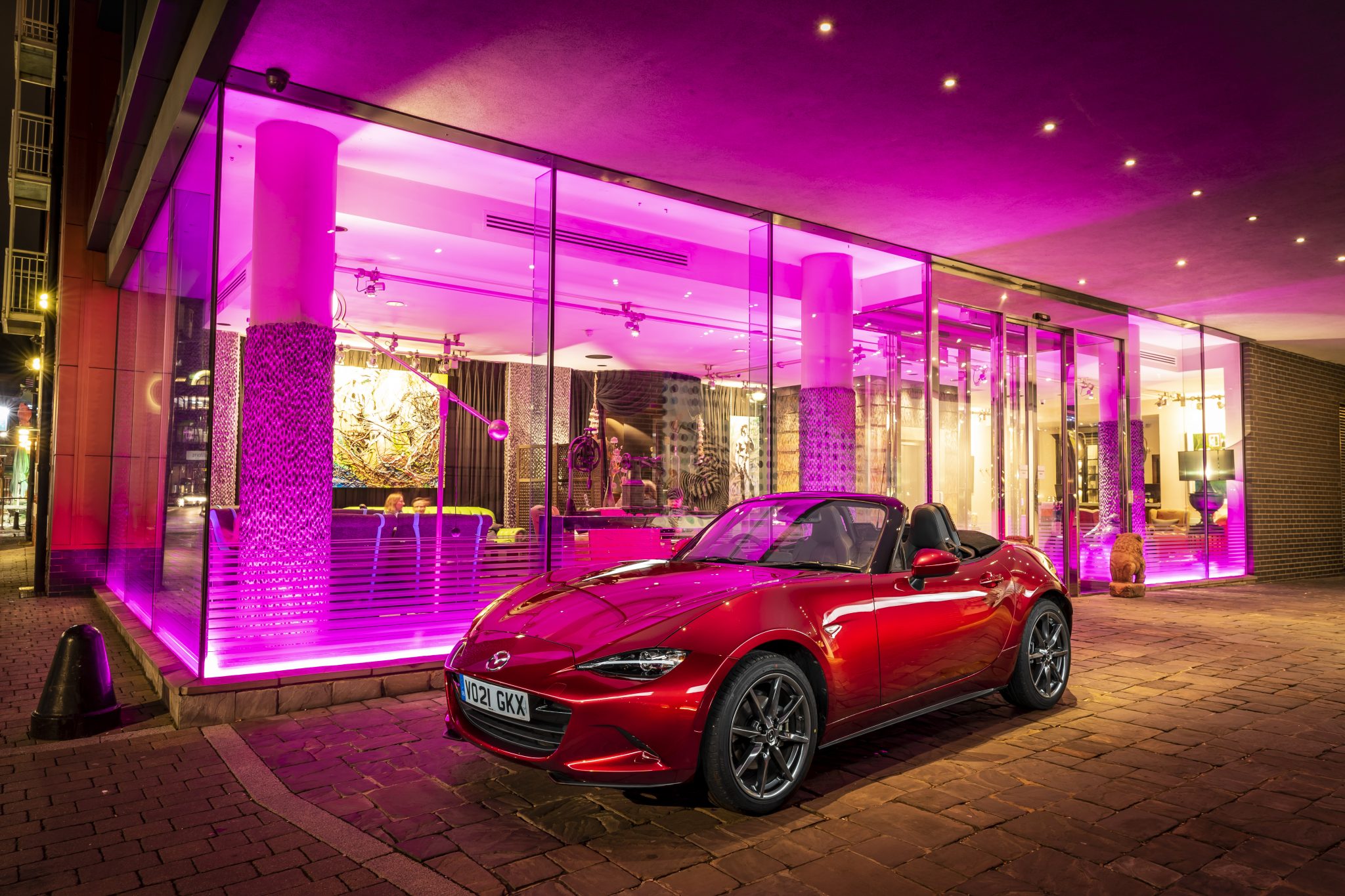 Mazda MX-5 wins Perk Car of the Year in 2022 Company Car Today Awards ...