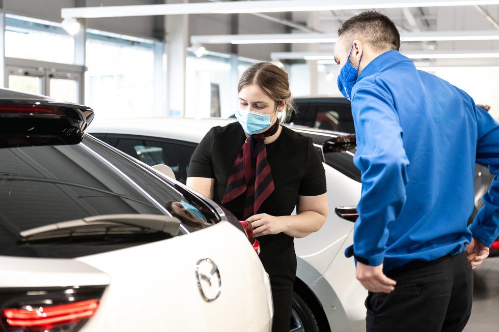 Mazda UK excels from ‘Gold’ to ‘Platinum’ at the Feefo Trusted Service ...