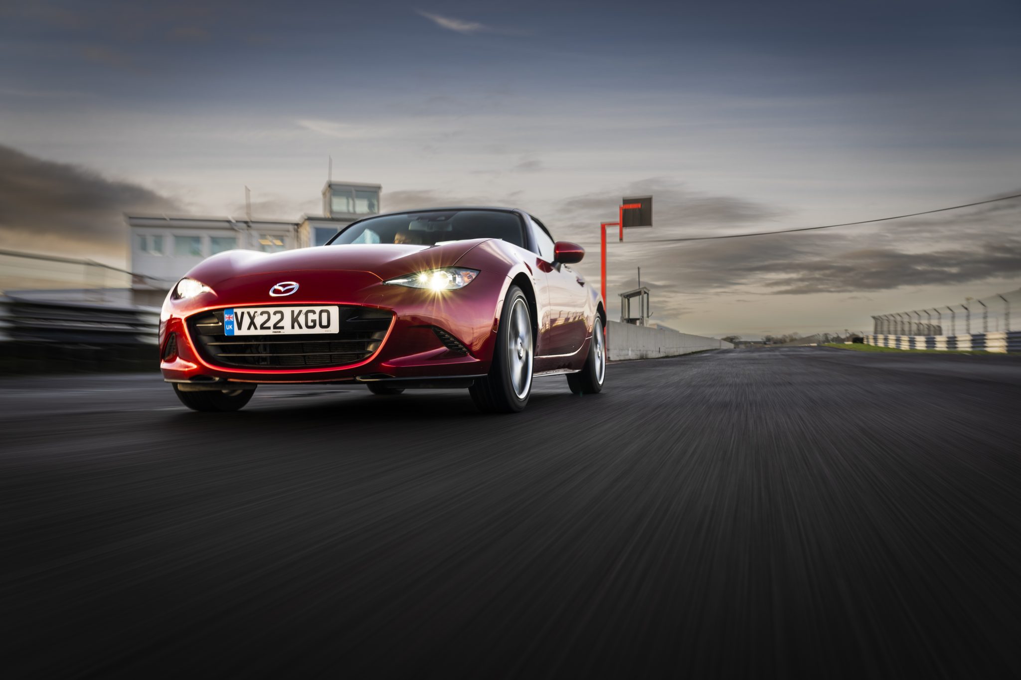 Mazda completes 1000-mile UK drive and race circuit laps in each home ...