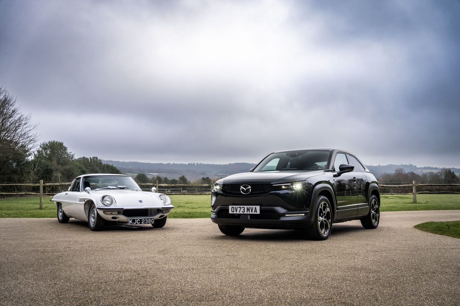 Mazda MX-30 e-Skyactiv R-EV the plug-in hybrid that always drives ...