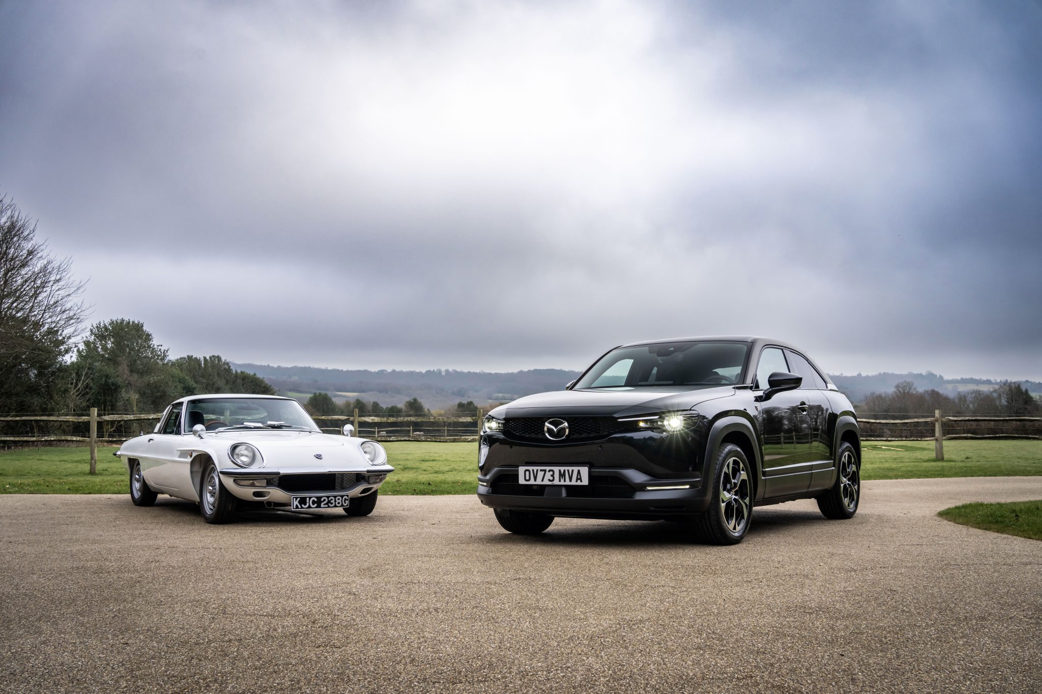 Mazda MX-30 e-Skyactiv R-EV the plug-in hybrid that always drives ...