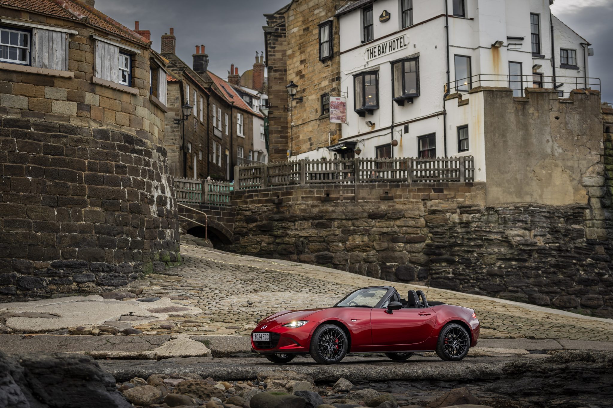 Mazda MX-5 crowned ‘Best Convertible’ at the 2025 Carbuyer Awards ...